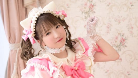 Signing sessions : Moeno AZUKI [Draw] - Japan Expo Paris