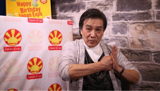 Bioman: photo session with Akito OSUGA, aka Blue Three - Japan Expo Paris